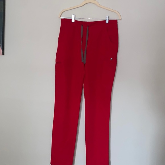 Figs | Other | Figs Red Scrub Set Xs Top And Small Tall Matching ...